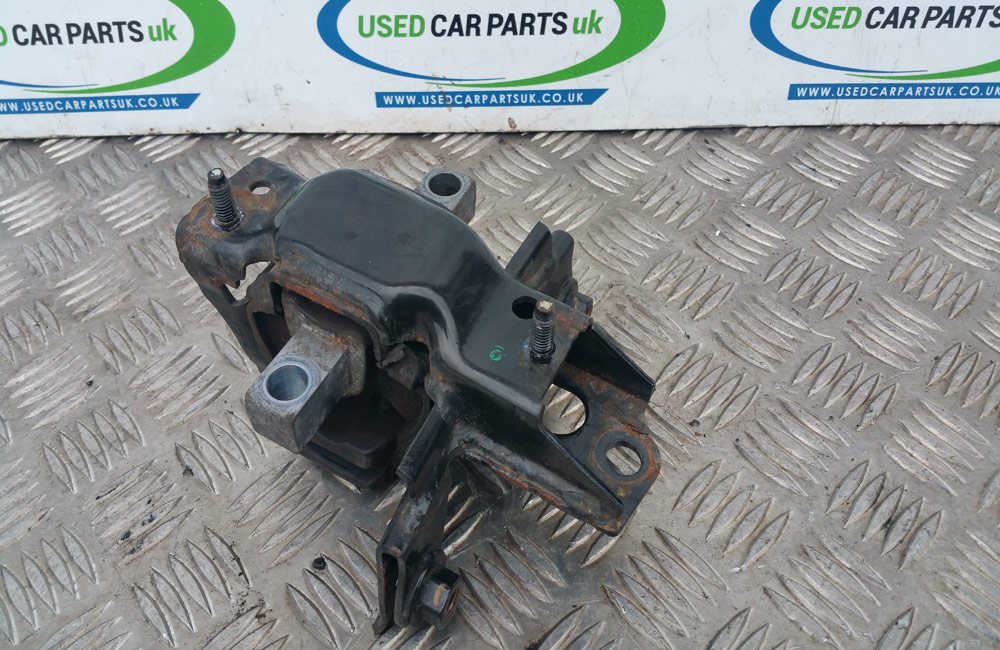 Audi A1 gearbox mount 1.6 TDI 6R0199555 | Used Car Parts UK