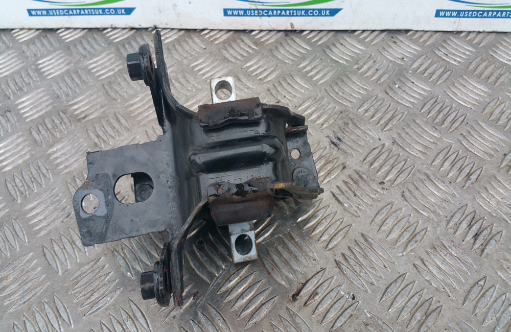 Audi A1 gearbox mount 1.6 TDI 6R0199555 | Used Car Parts UK