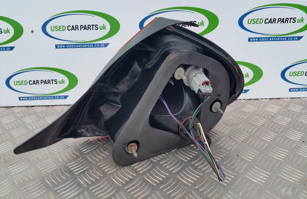 Chrysler Neon passengers rear tail light MK2 | Used Car Parts UK