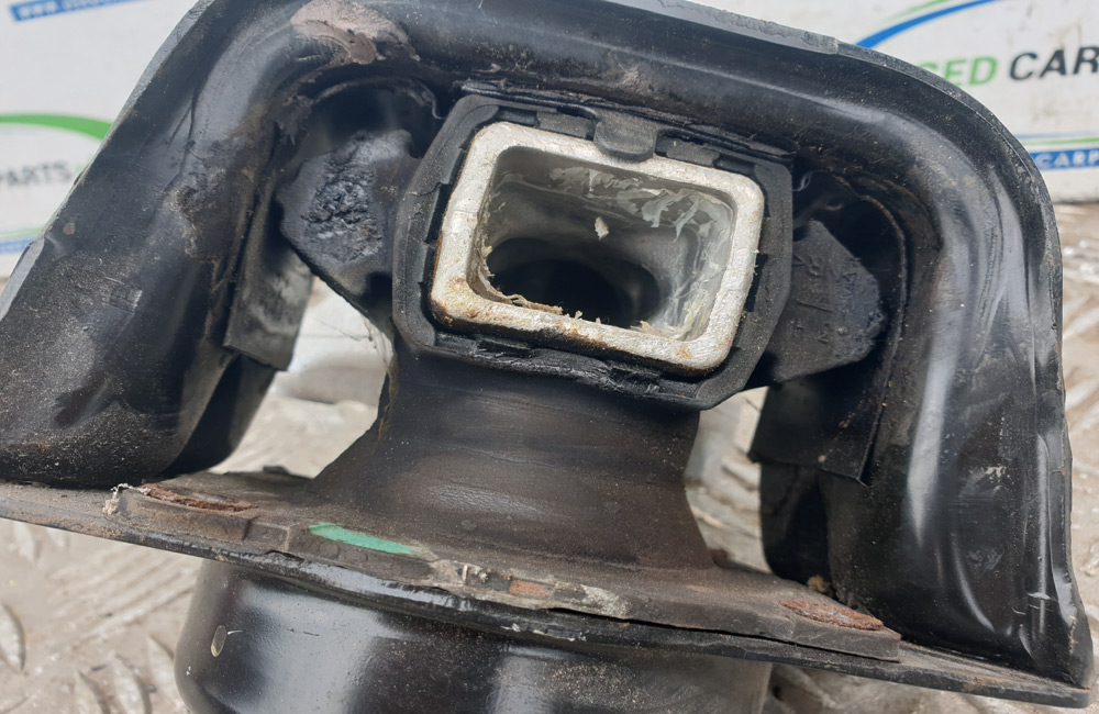 Citroen Berlingo Van 2015-2018 engine mount | Used Car Parts UK