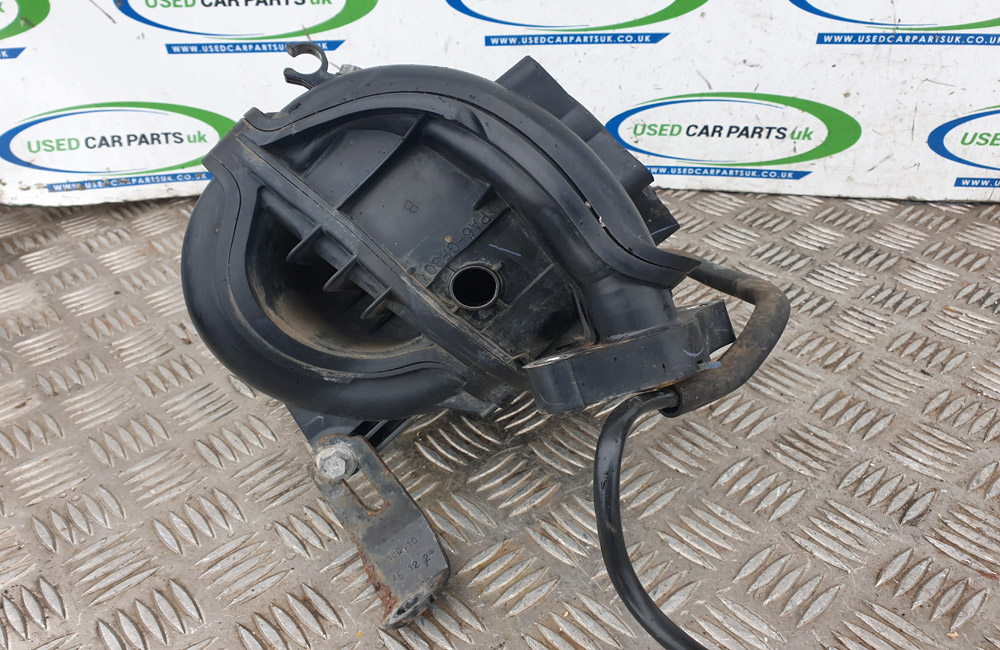 Citroen C1 1KR inlet intake manifold 1.0L | Used Car Parts UK