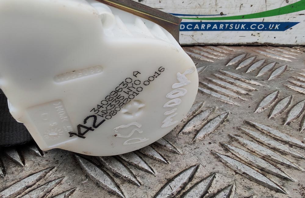 Citroen DS3 MK1 Rear Middle Centre Seat Belt 96819586XX | Used Car Parts UK