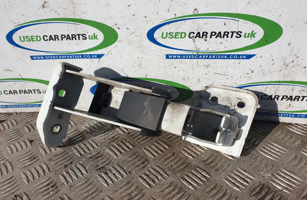 Citroen Dispatch MK2 door hinge rear right lower | Used Car Parts UK