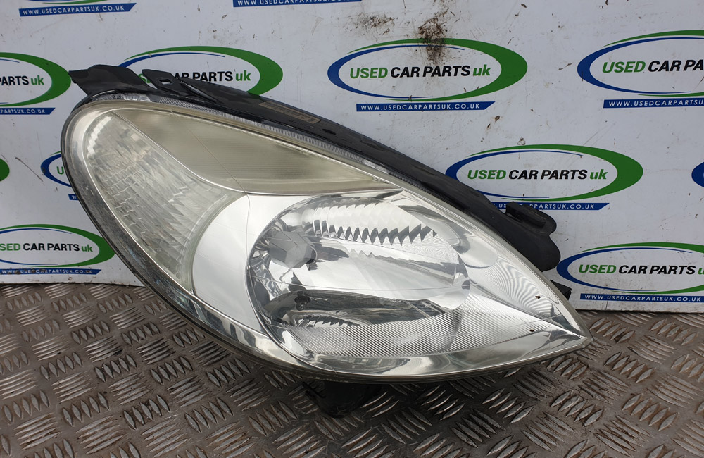 Citroen Xsara Picasso headlight drivers MK1 | Used Car Parts UK
