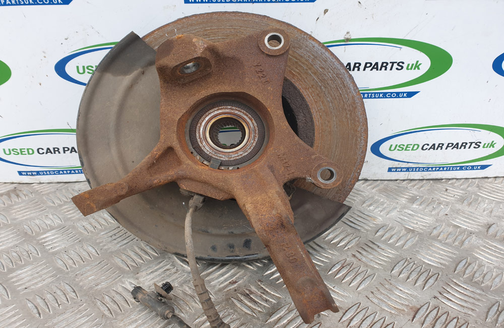 Dacia Duster wheel hub drivers front DCI | Used Car Parts UK