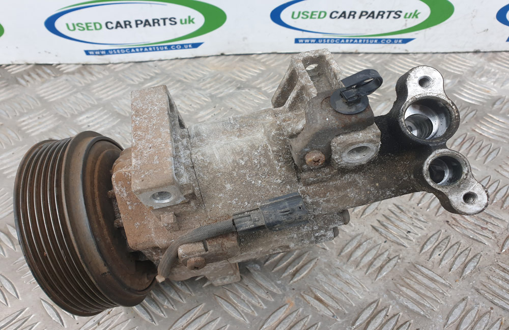 Dacia Duster air con pump 926009154R | Used Car Parts UK