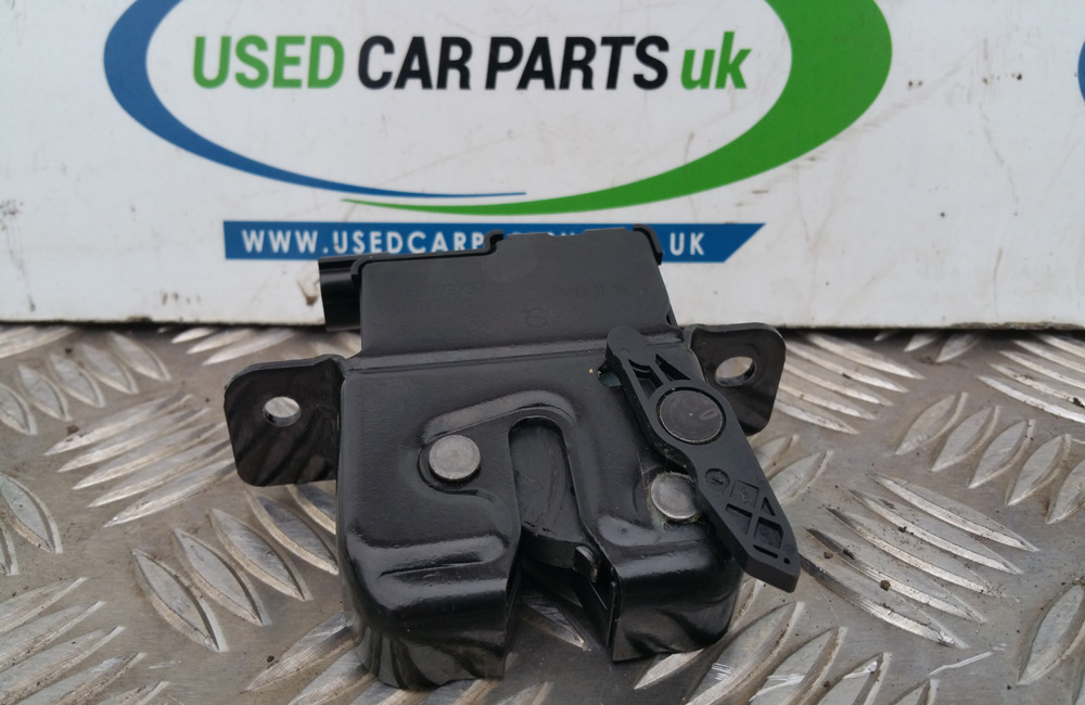 Dacia logan MCV estate boot lock catch motor | Used Car Parts UK