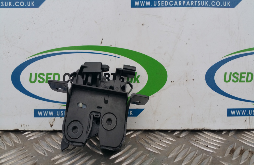 Dacia logan MCV estate boot lock catch motor | Used Car Parts UK