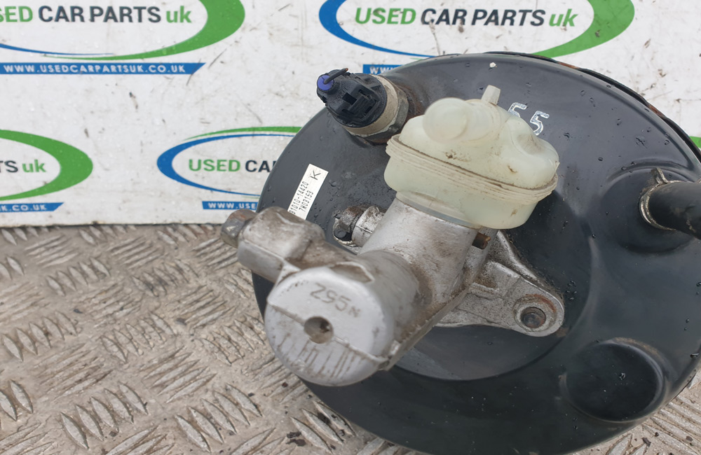 Daihatsu Sirion brake servo and master cylinder | Used Car Parts UK