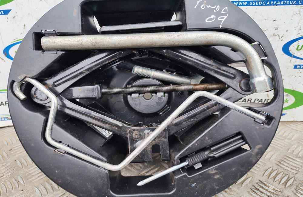 Fiat Panda Wheel Jack Set Tool Kit 51716187 | Used Car Parts UK