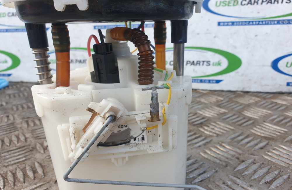 Ford Fiesta MK7 fuel pump sender 8V51-9H307-DA | Used Car Parts UK