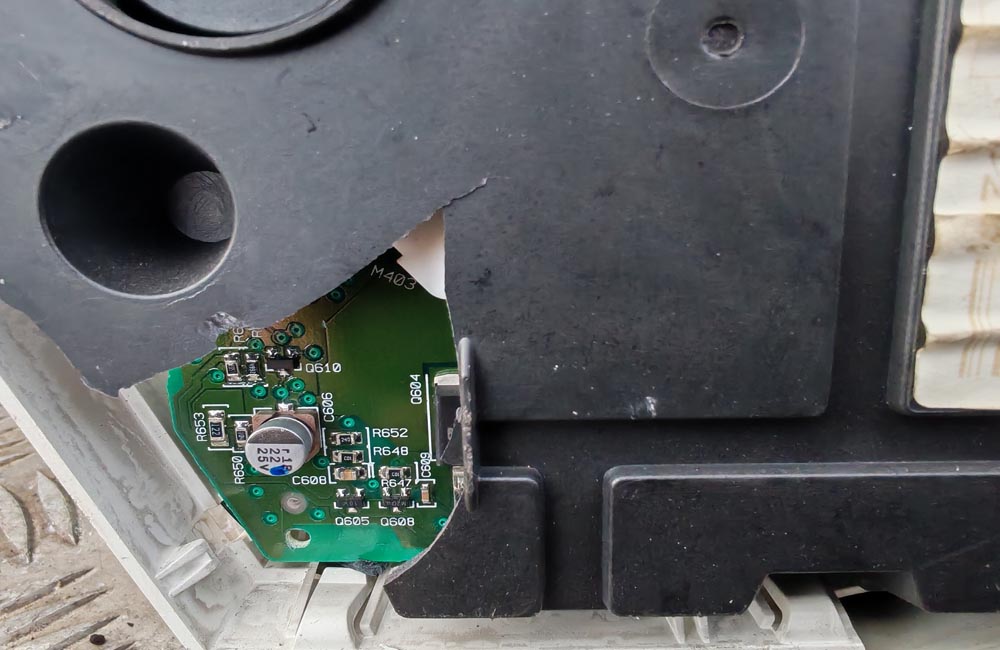 Ford Focus MK2 TDCI Speedometer 8V4T-10849-HF | Used Car Parts UK