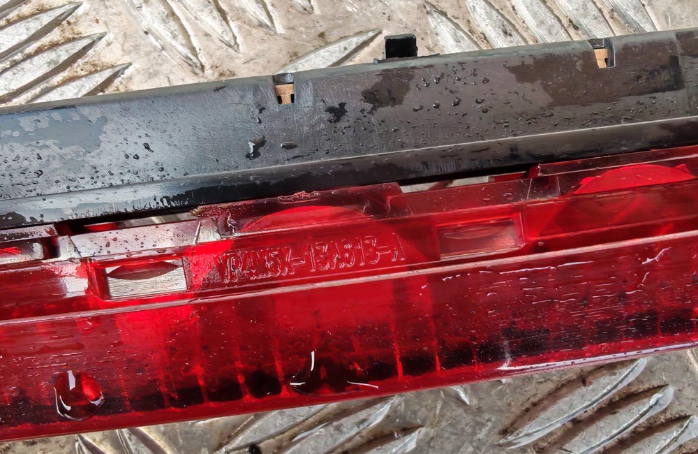 Ford Focus MK2 Rear Middle Brake Light 4M5X-13A613-A | Used Car Parts UK