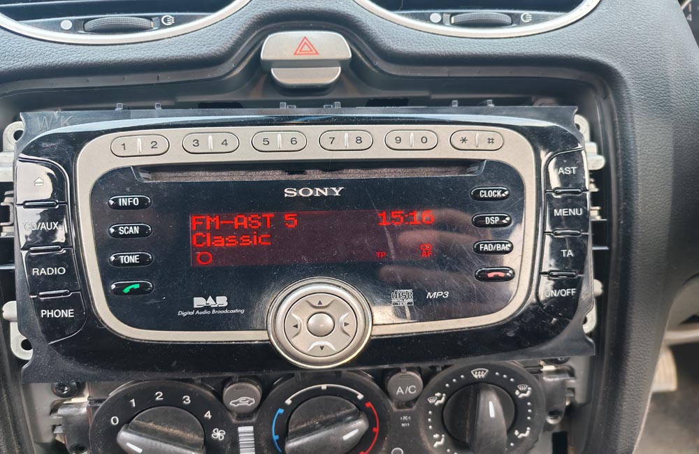 Ford Focus MK2 Sony CD Player 8M5T-18C939-LE | Used Car Parts UK