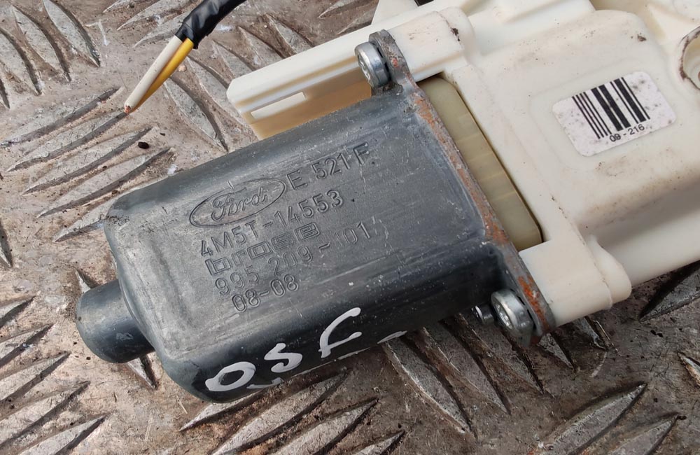 Ford Focus MK2 Window Motor Drivers Door | Used Car Parts UK