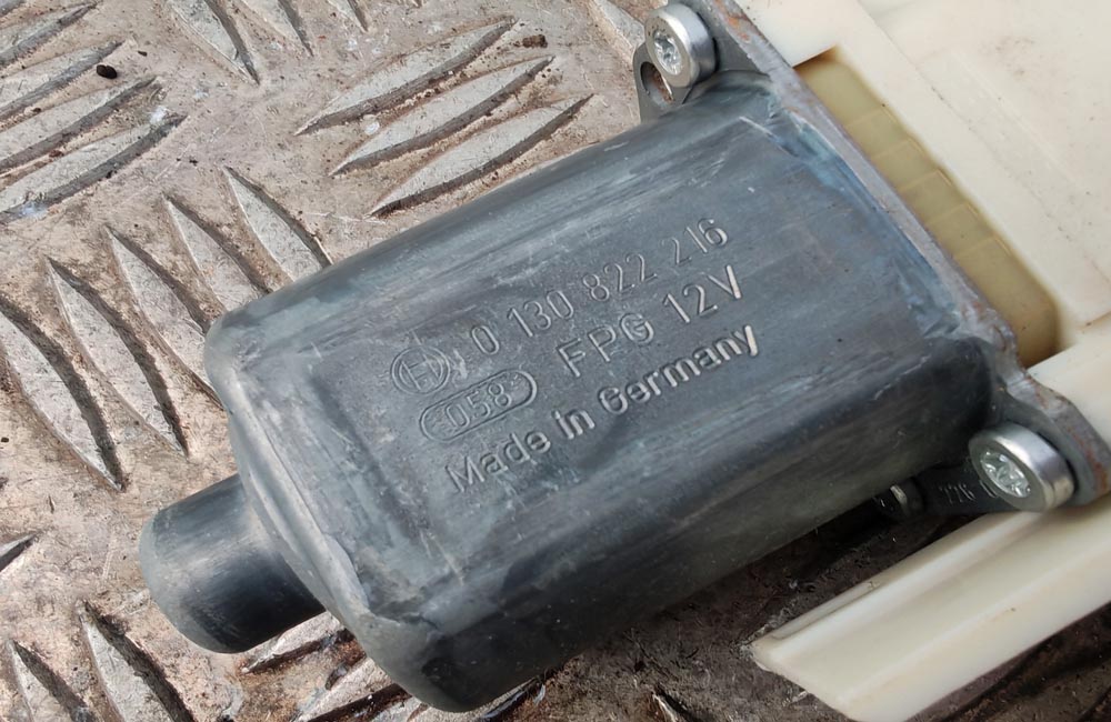 Ford Focus MK2 Window Motor Drivers Door | Used Car Parts UK