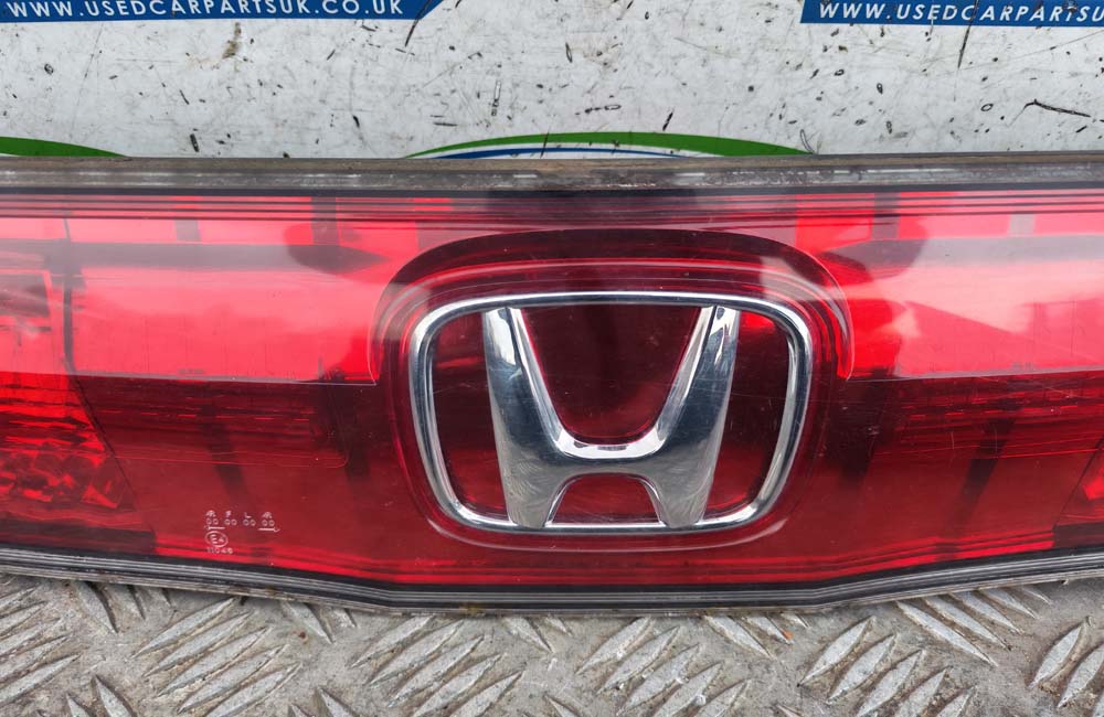 Honda Civic MK8 Rear Middle Centre Brake Light | Used Car Parts UK