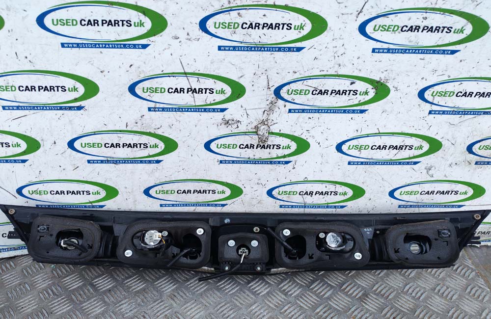 Honda Civic MK8 Rear Middle Centre Brake Light | Used Car Parts UK