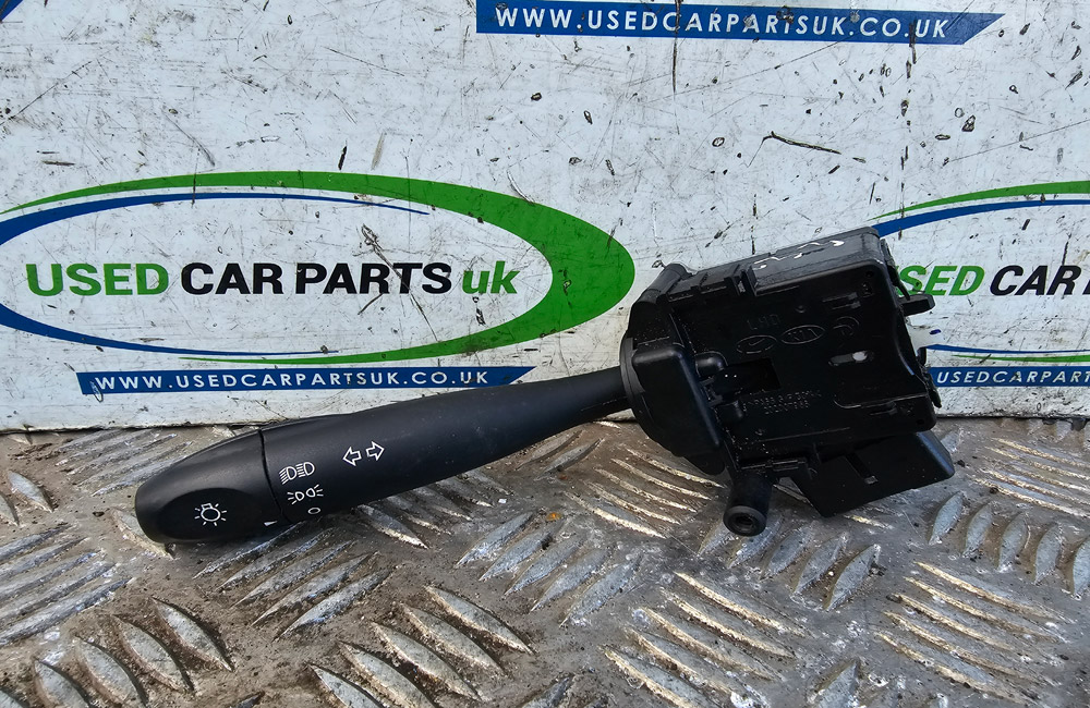 Hyundai I10 MK1 Headlight Indicator Switch | Used Car Parts UK