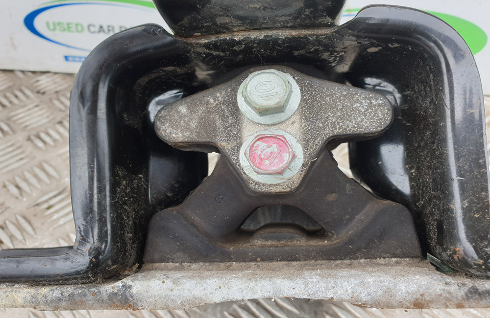Hyundai I10 gearbox mount 21830-B4010 | Used Car Parts UK