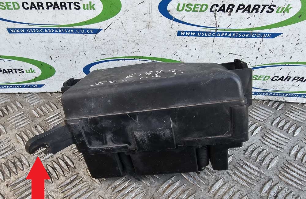Hyundai I20 MK1 2009-2012 Fuse Box Engine Bay | Used Car Parts UK