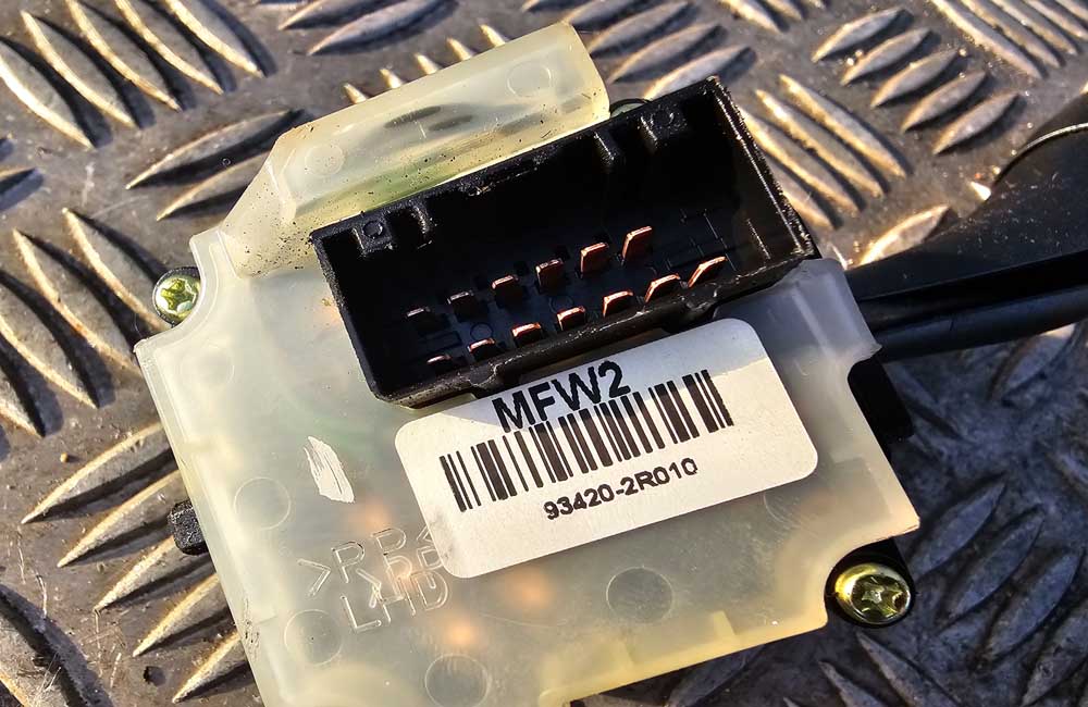 Hyundai I30 MK1 Wiper Control Switch 93420-2R010 | Used Car Parts UK