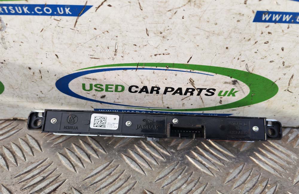 Jaguar XF MK1 Hazard And Door Lock Switch | Used Car Parts UK