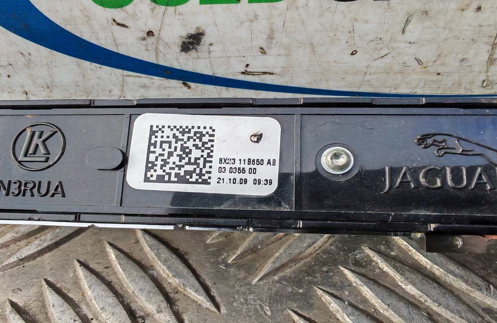 Jaguar XF MK1 Hazard And Door Lock Switch | Used Car Parts UK