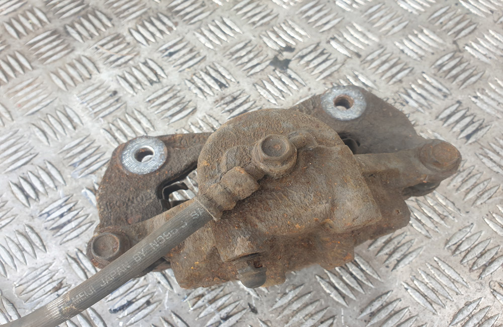Kia Ceed MK1 brake caliper CRDI front left | Used Car Parts UK