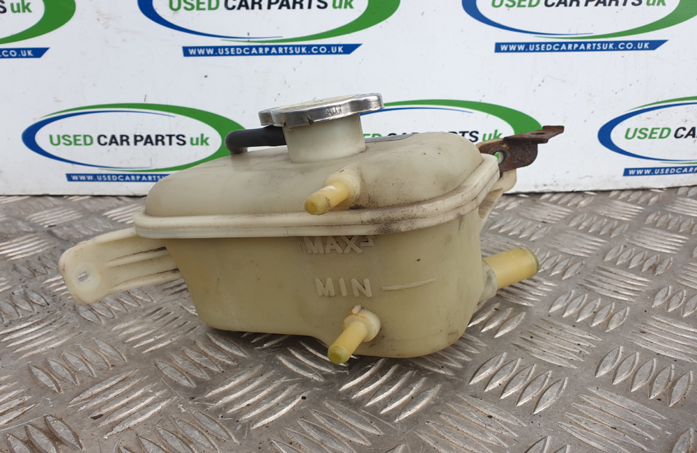 Kia Cerato CRDI radiator coolant header bottle | Used Car Parts UK