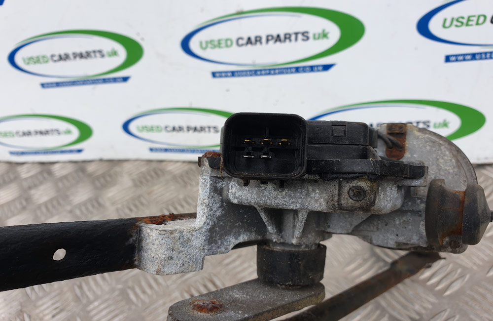 Kia Cerato front wiper motor 98110-2F900 | Used Car Parts UK