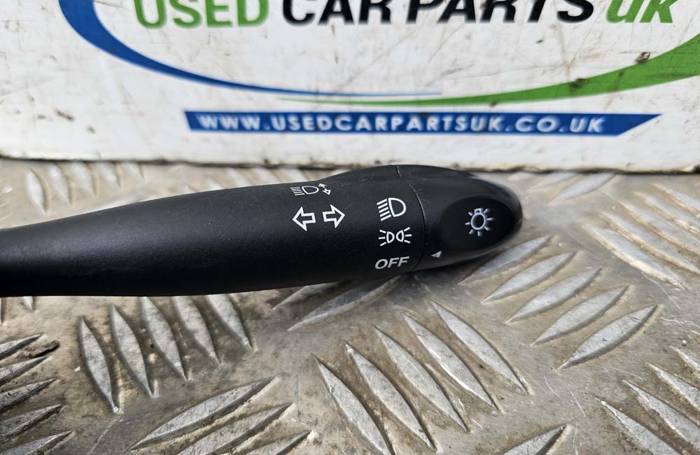 Kia Rio MK2 Headlight Indicator Switch 32932N | Used Car Parts UK
