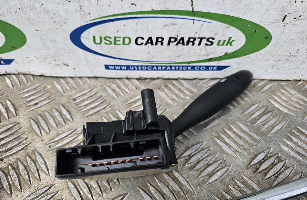 Kia Rio MK2 Headlight Indicator Switch 32932N | Used Car Parts UK