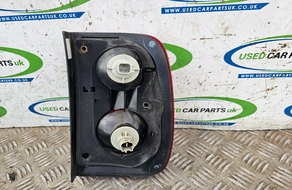 Land Rover Freelander MK1 Rear Left Tail Brake Light | Used Car Parts UK