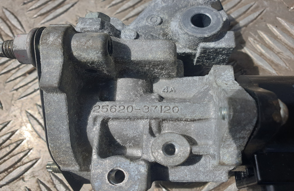 Lexus CT 200H EGR Valve 25620-37120 | Used Car Parts UK