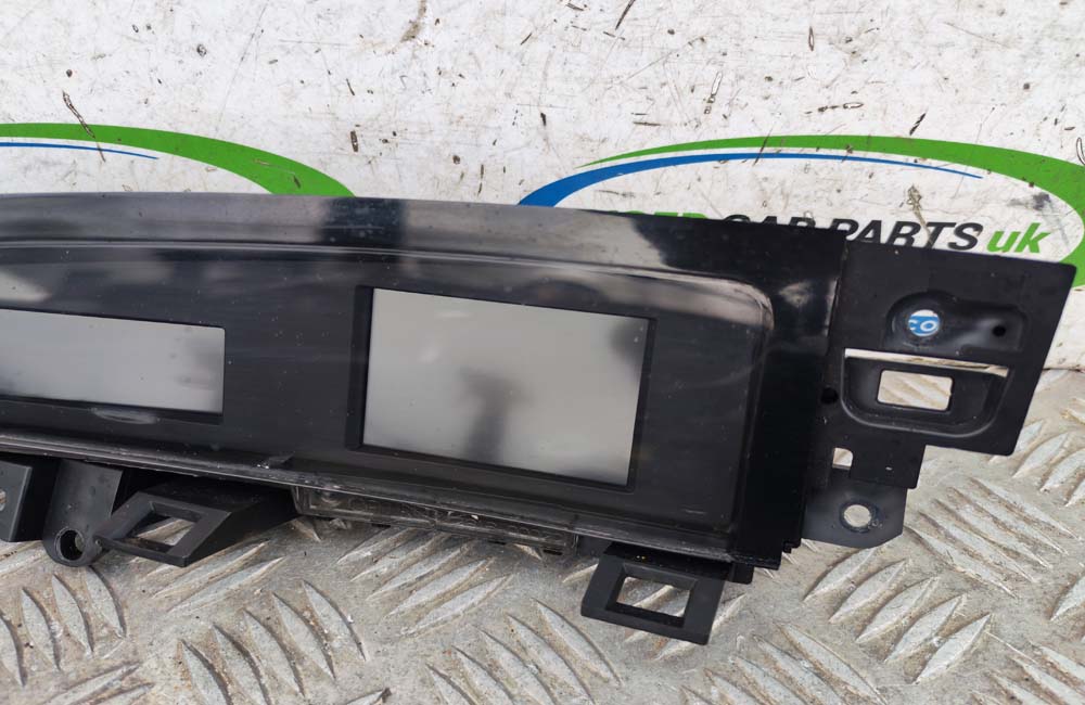Mazda 3 MK2 Dash Display Screen 461000-7205 | Used Car Parts UK