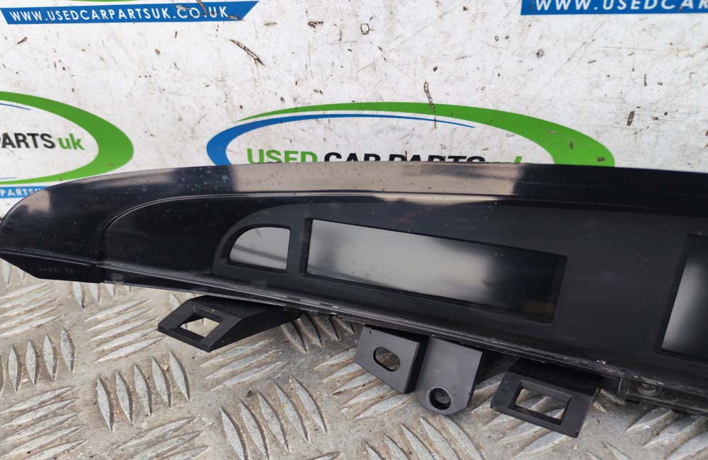 Mazda 3 MK2 Dash Display Screen 461000-7205 | Used Car Parts UK