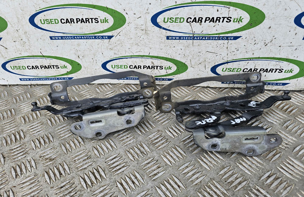 Mercedes C Class W204 Bonnet Hinges Pair | Used Car Parts UK