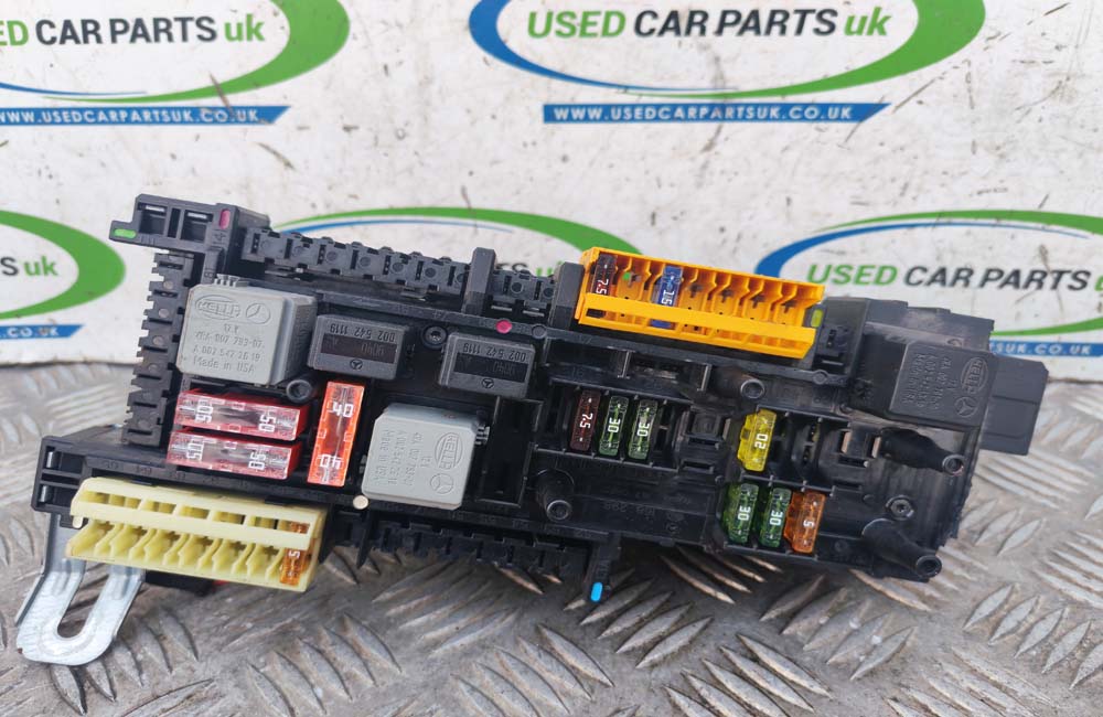 Mercedes C Class W204 Rear Fuse Box 5DK00922513 | Used Car Parts UK