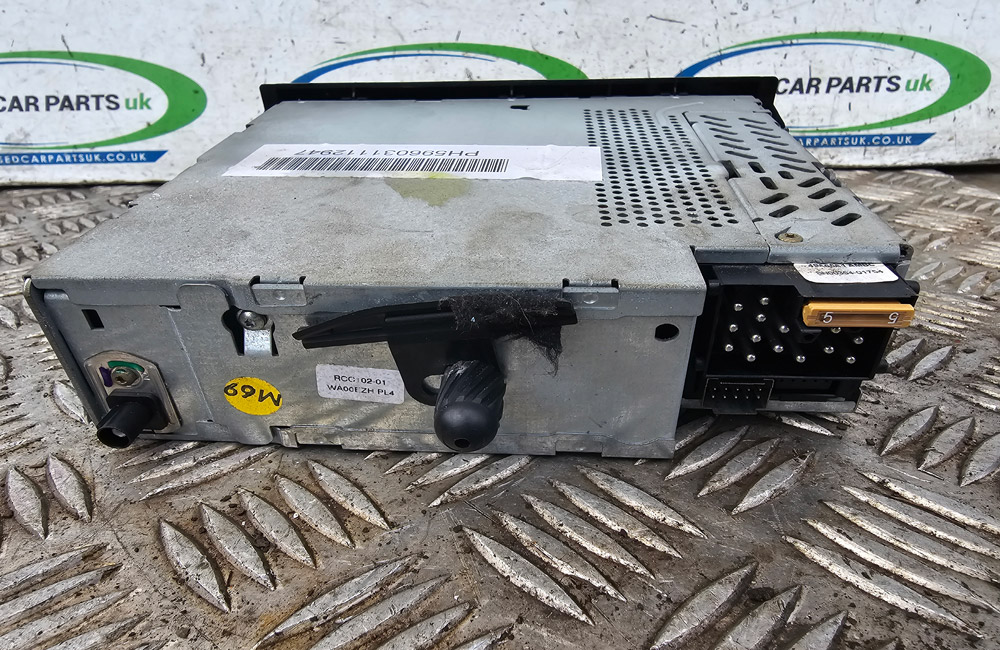 Mini Cooper R50 Radio Cassette Player 6921593 | Used Car Parts UK