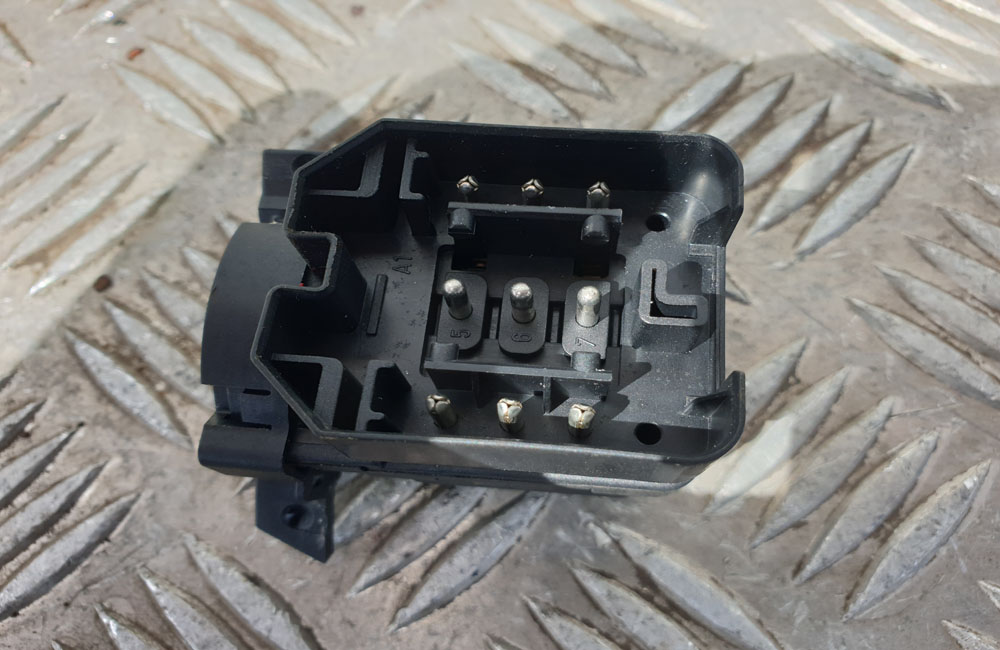 Mini One R50 ignition switch 6913965 | Used Car Parts UK