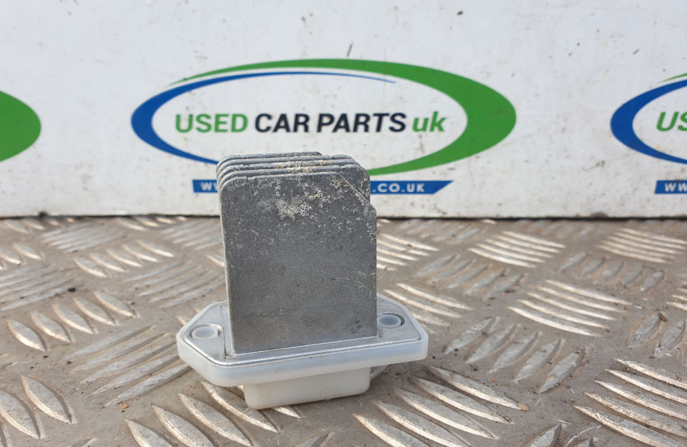 Nissan Juke heater resistor card 1.5 DCI | Used Car Parts UK