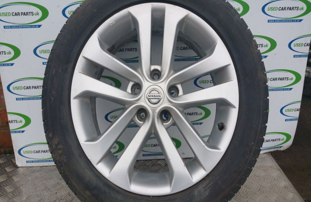 Nissan Juke alloy wheel 17 inch Acenta Premium | Used Car Parts UK