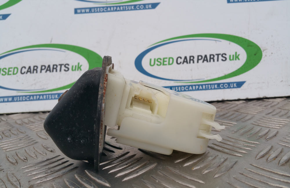 Nissan Juke boot lock catch motor | Used Car Parts UK