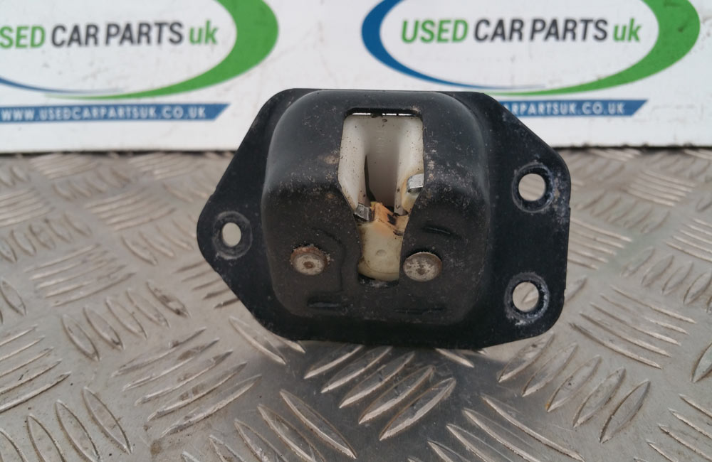 Nissan Juke boot lock catch motor | Used Car Parts UK