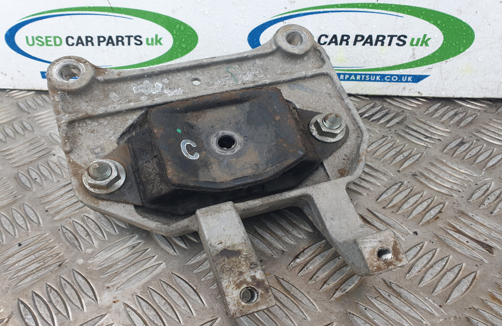 Nissan Note 1.2 DIG-S gearbox mount bush | Used Car Parts UK