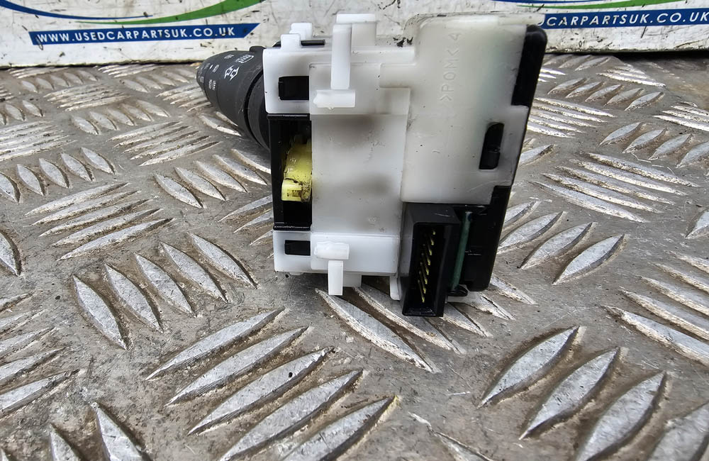 Nissan Note MK1 Headlight Fog Light Indicator Switch | Used Car Parts UK