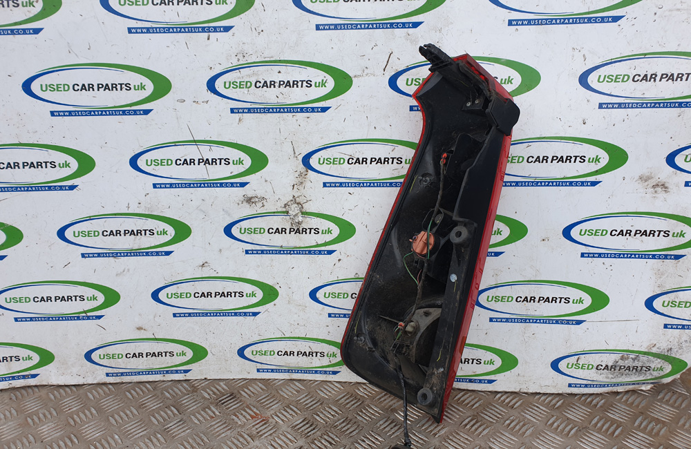 Nissan Note MK1 rear tail brake light drivers | Used Car Parts UK