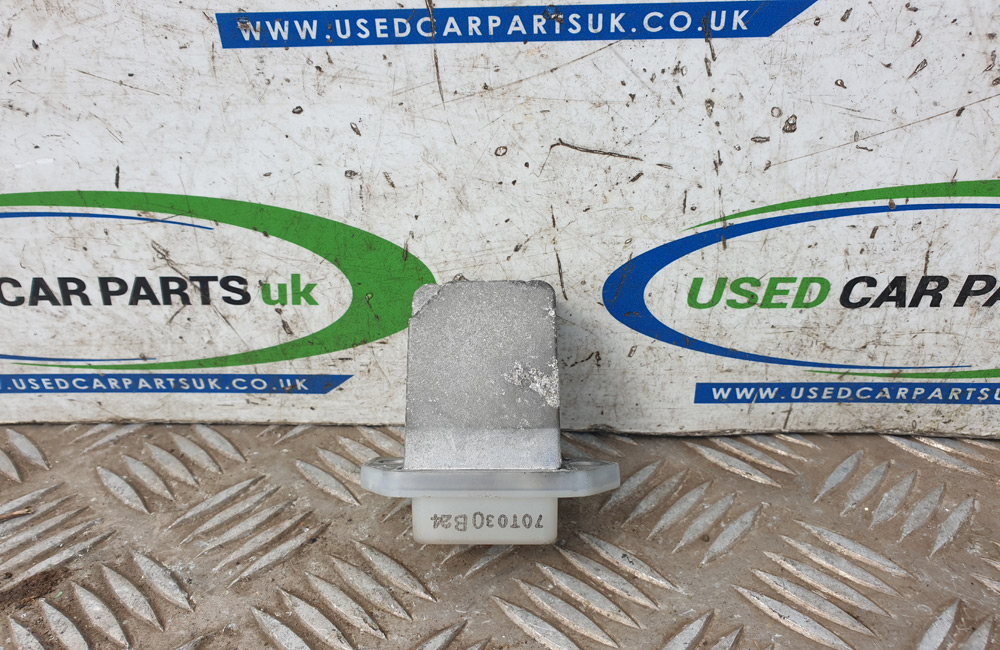 Nissan Qashqai 07-14 Heater Resistor Card | Used Car Parts UK