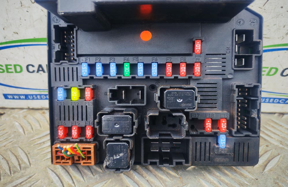 Nissan Qashqai Fuse Box 284B7BB00B | Used Car Parts UK